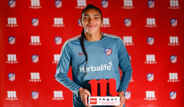 Gaby, "Jugadora Cinco Estrellas" del mes de Diciembre - Club Atlético ...